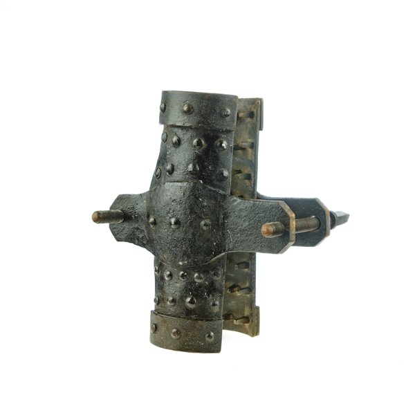 Shin crusher (instrument of torture)