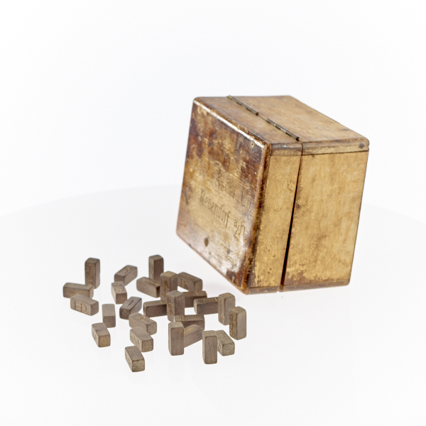 Lot box belonging to the 'Groot Partie' fishing cooperative Neuendorf ...