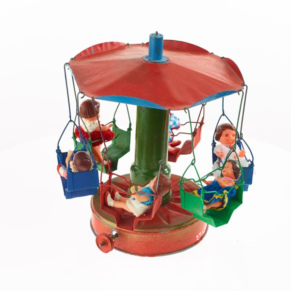 Doll carousel with crank mechanism