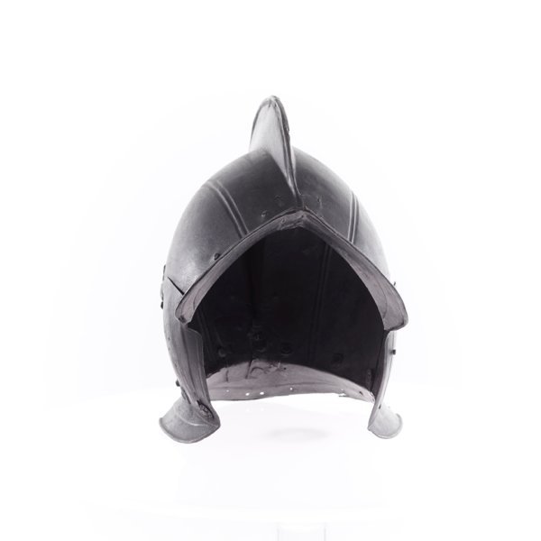 Helmet for a suit of armour