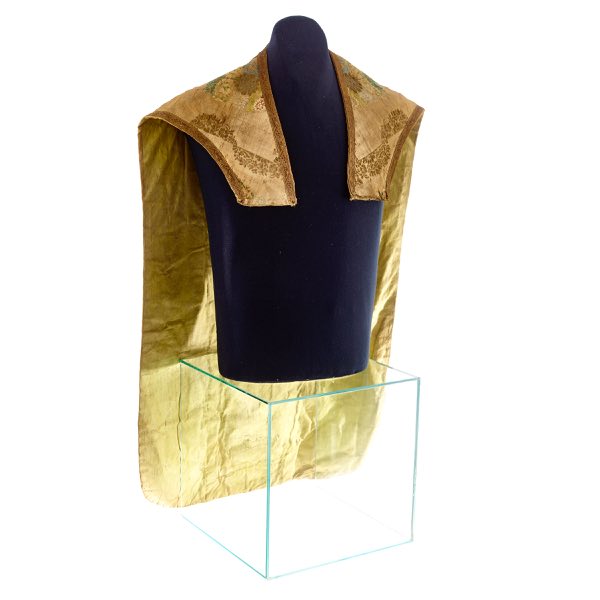 Back section of a chasuble